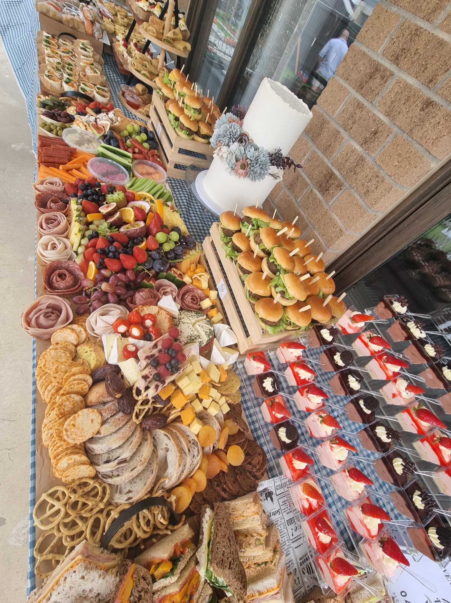 Grazing Tables – BERWICK CATERING